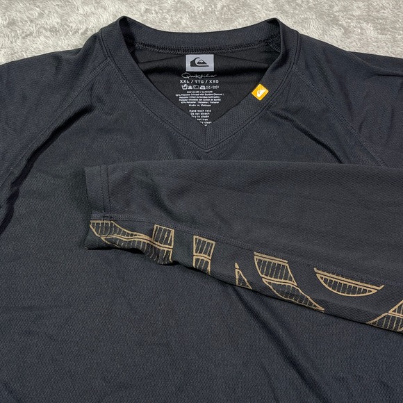 Quiksilver | Shirts | Quiksilver Xxl Mens Long Sleeve Performance Shirt ...